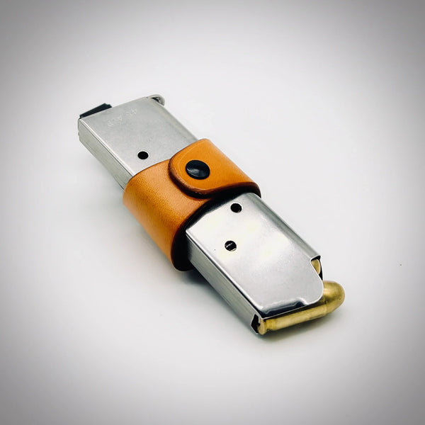 Leather back pocket mag carrier | 1911 Firearm Addicts